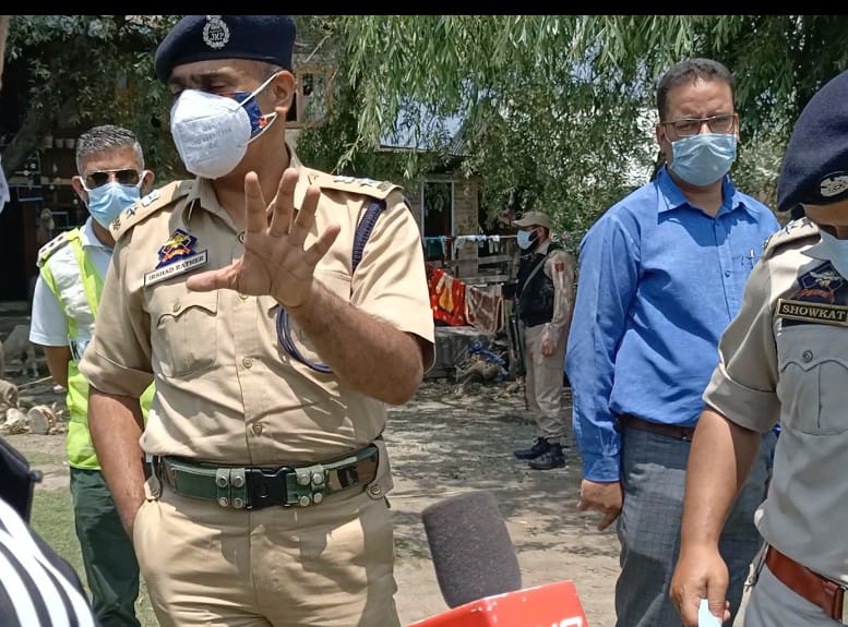 Police, civil administration hold awareness campaign about Covid-19 ...